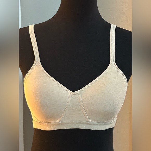 Hanes | Intimates & Sleepwear | Hanes Small Petite Womens Training Bra ...